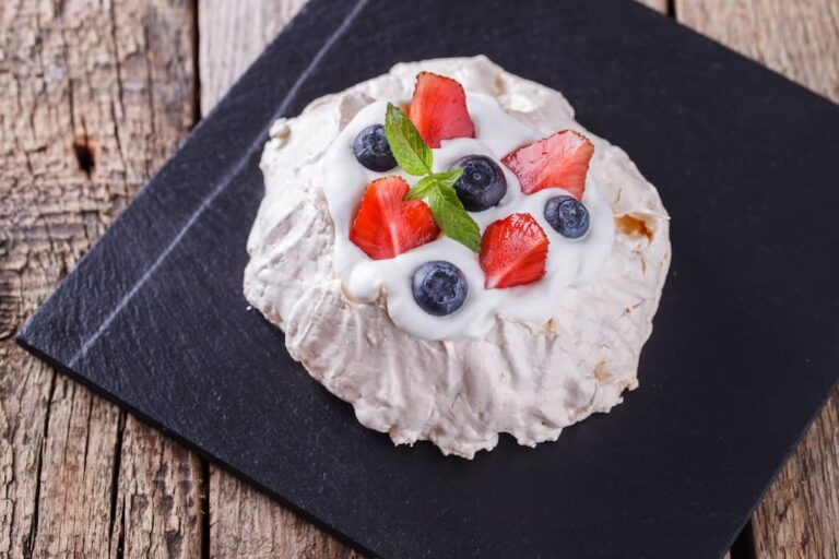 Pastelería: La historia sobre el postre Pavlova